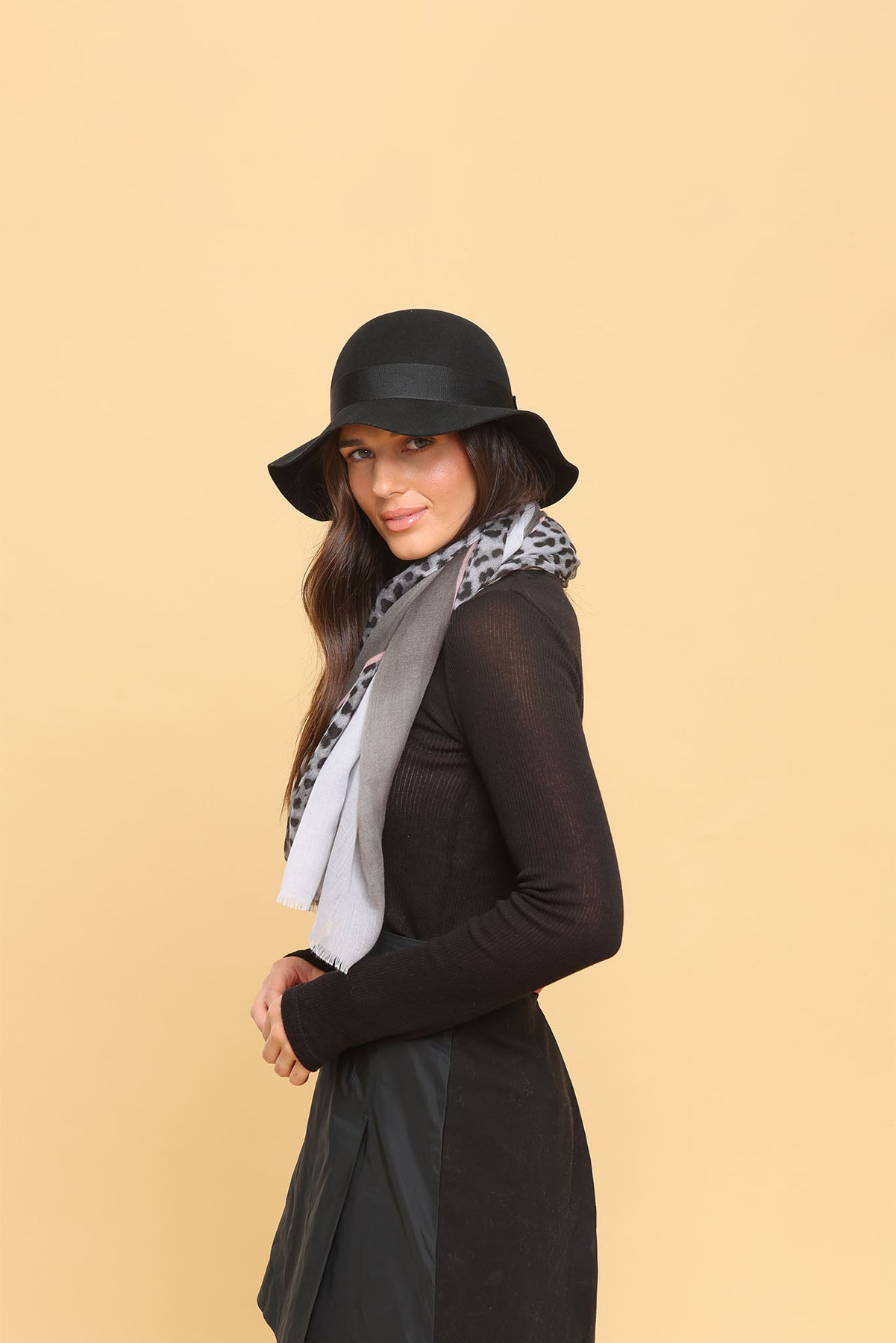 MORGAN & TAYLOR MIAH SMALL WOOL FLOPPY - BLACK